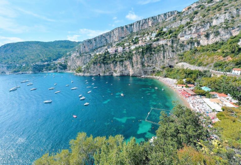 The Best Beaches of the French Riviera - ICONIC RIVIERA