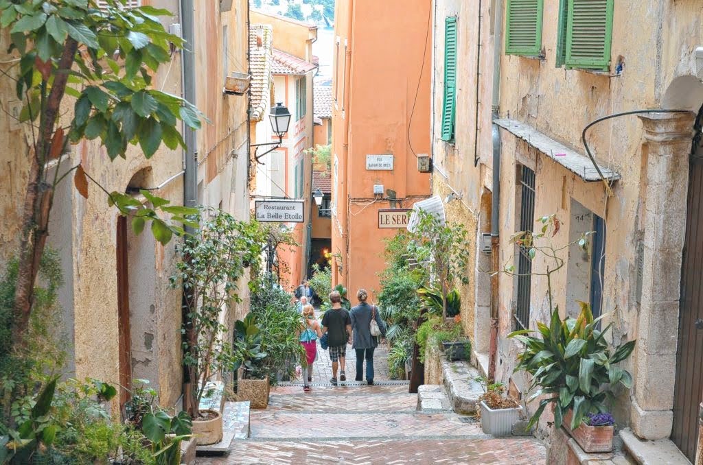Villefranche-sur-Mer Guide- ICONIC RIVIERA